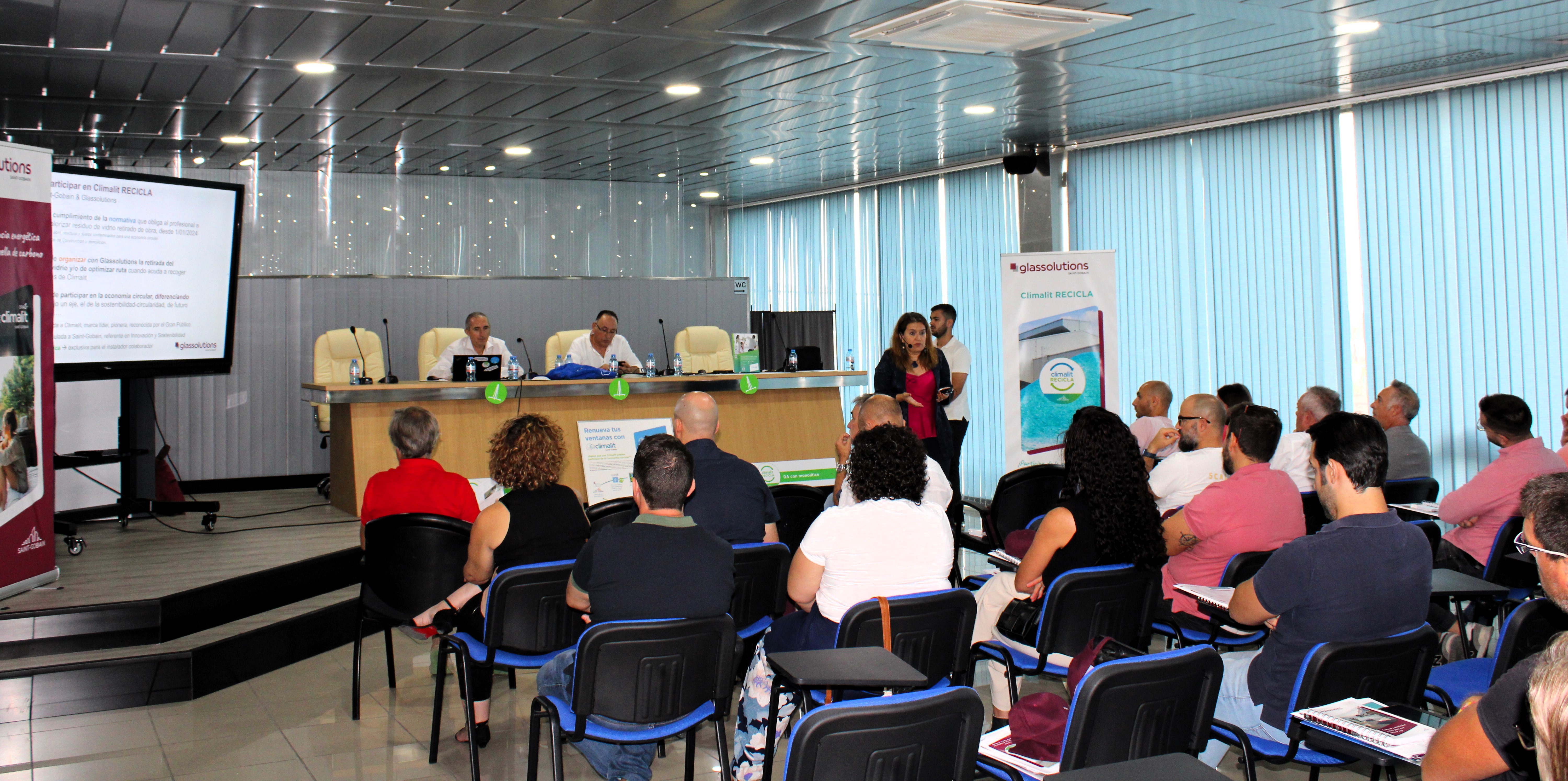 SAINT-GOBAIN GLASSOLUTIONS ORGANIZA EN SEVILLA LA JORNADA ‘VENTANA ...