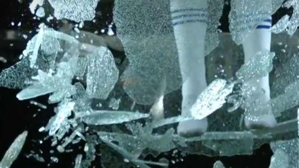 GLASSOLUTIONS vuelve a colaborar con El Hormiguero | Saint-Gobain ...